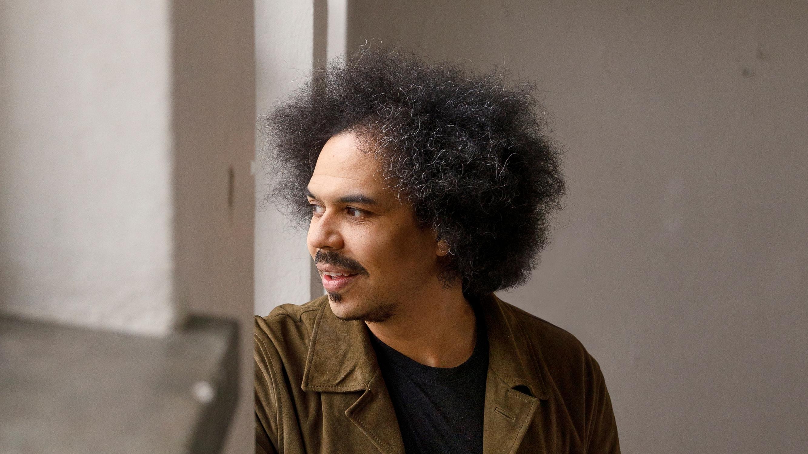 Sean Ricks: ”Pelkän selviytymisen ei pitäisi riittää” | Eeva