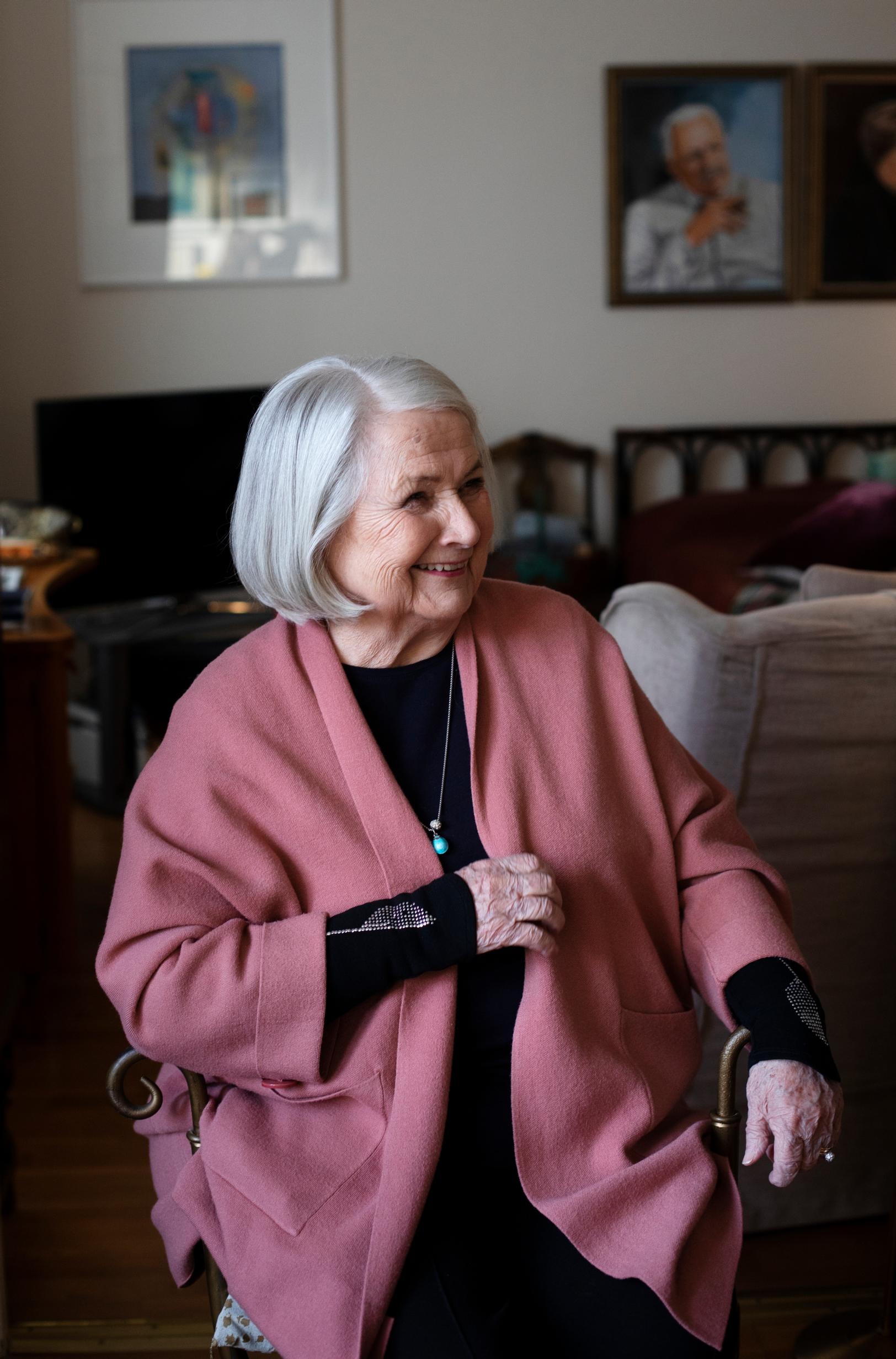 Anja Pohjola ikävöi yhä 35 vuotta sitten menehtynyttä miestään | Eeva