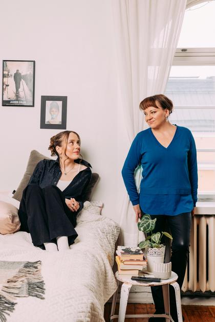 Anna-Leena Sipilä ja Stella Lahtela ovat kokeneet yhdessä paljon | Eeva