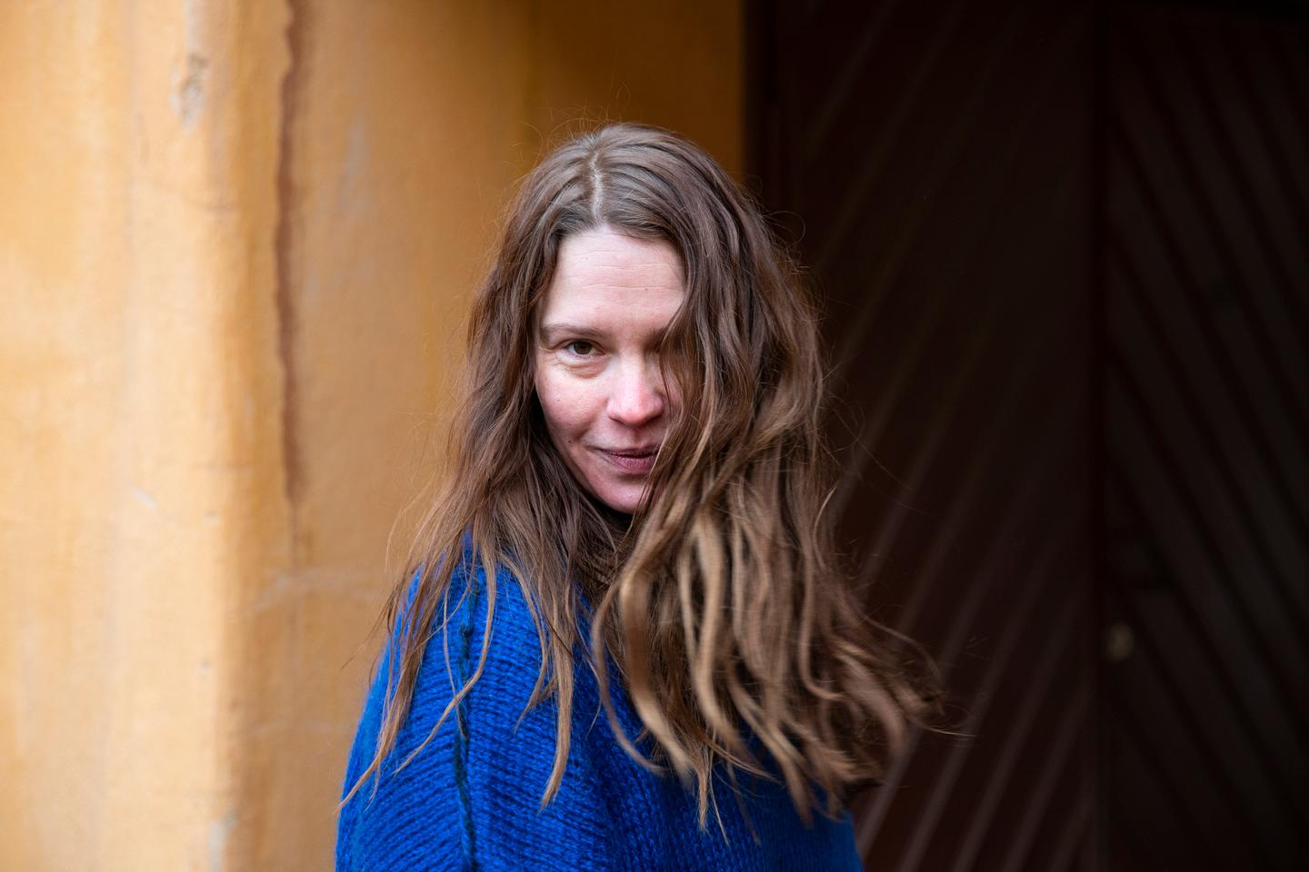 Lapsuudentraumat veivät Seidi Haarlan elämästä vuosikymmeniä | Eeva