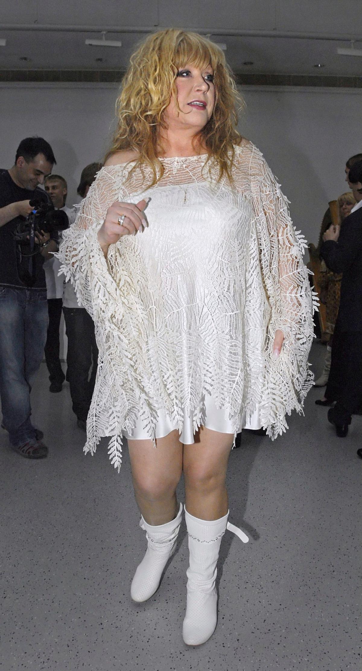 Alla Pugatšova joutui Venäjältä tien päälle | Eeva