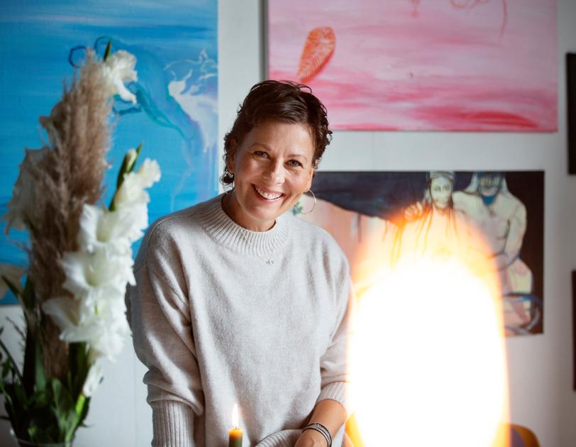 Krista Launonen: Syöpähoitojen lomassa kirja hymyn salaisuudesta | Eeva