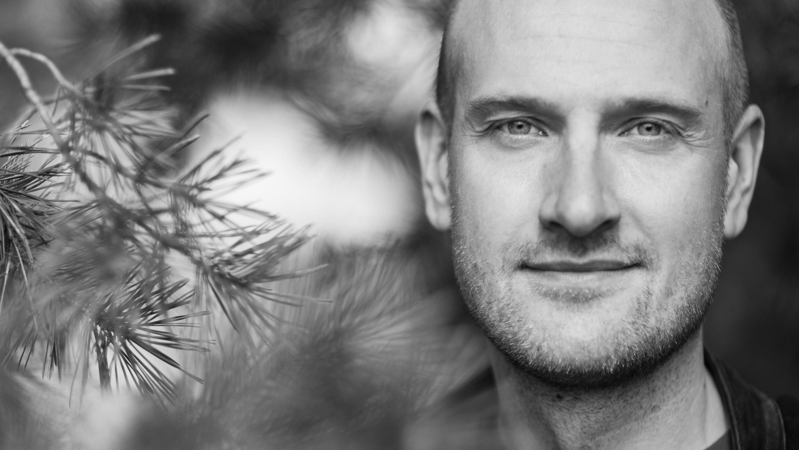 Max Seeck ja Eevan kirjaklubin 20 kysymystä | Eeva