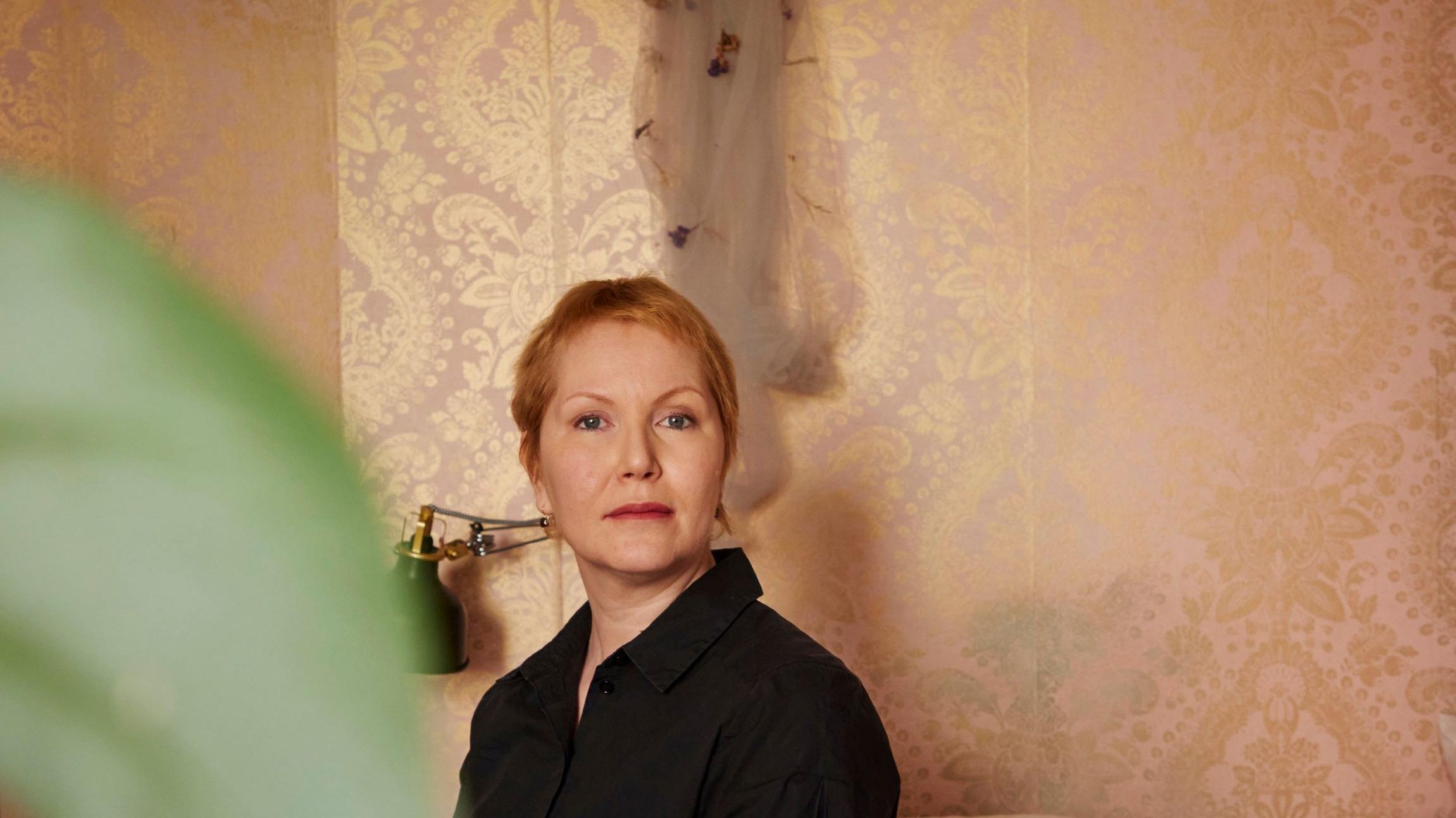 Laulaja Astrid Swanin kodista huokuu elämänpalo | Eeva